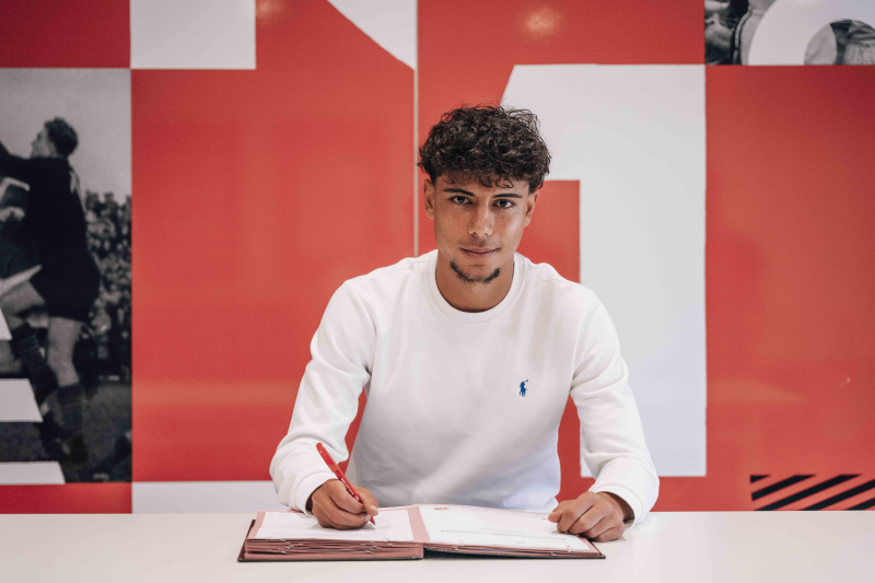 Fortuna Düsseldorf 1895: Für die U23: Fortuna verlängert mit Ronay Arabaci