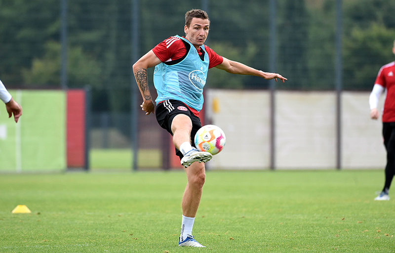 Fortuna Düsseldorf 1895: Marcel Sobottka zurück im Mannschaftstraining