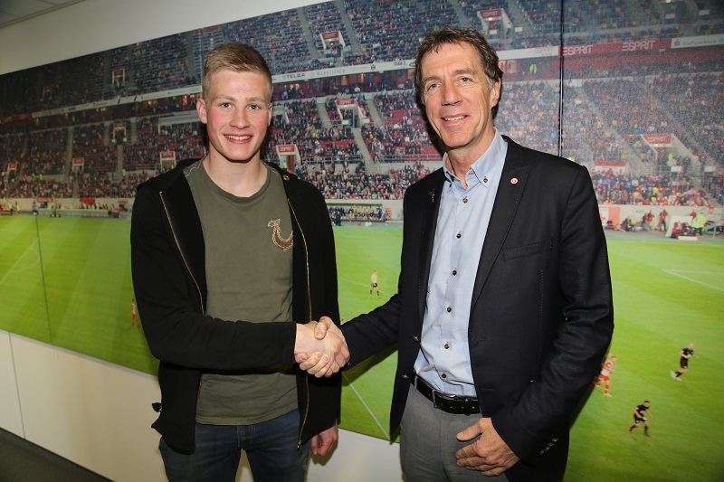 Fortuna Düsseldorf 1895: Tim Wiesner erhält Profivertrag