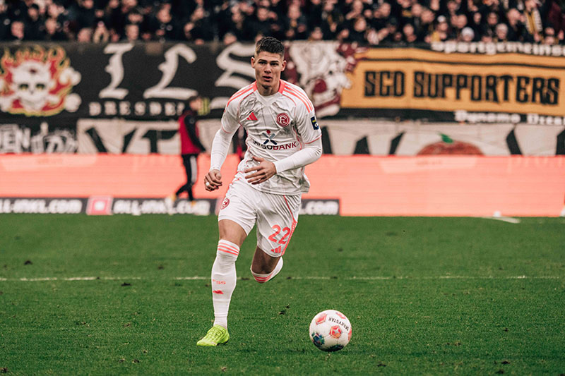 Fortuna Düsseldorf 1895: Fortuna verleiht Danny Schmidt